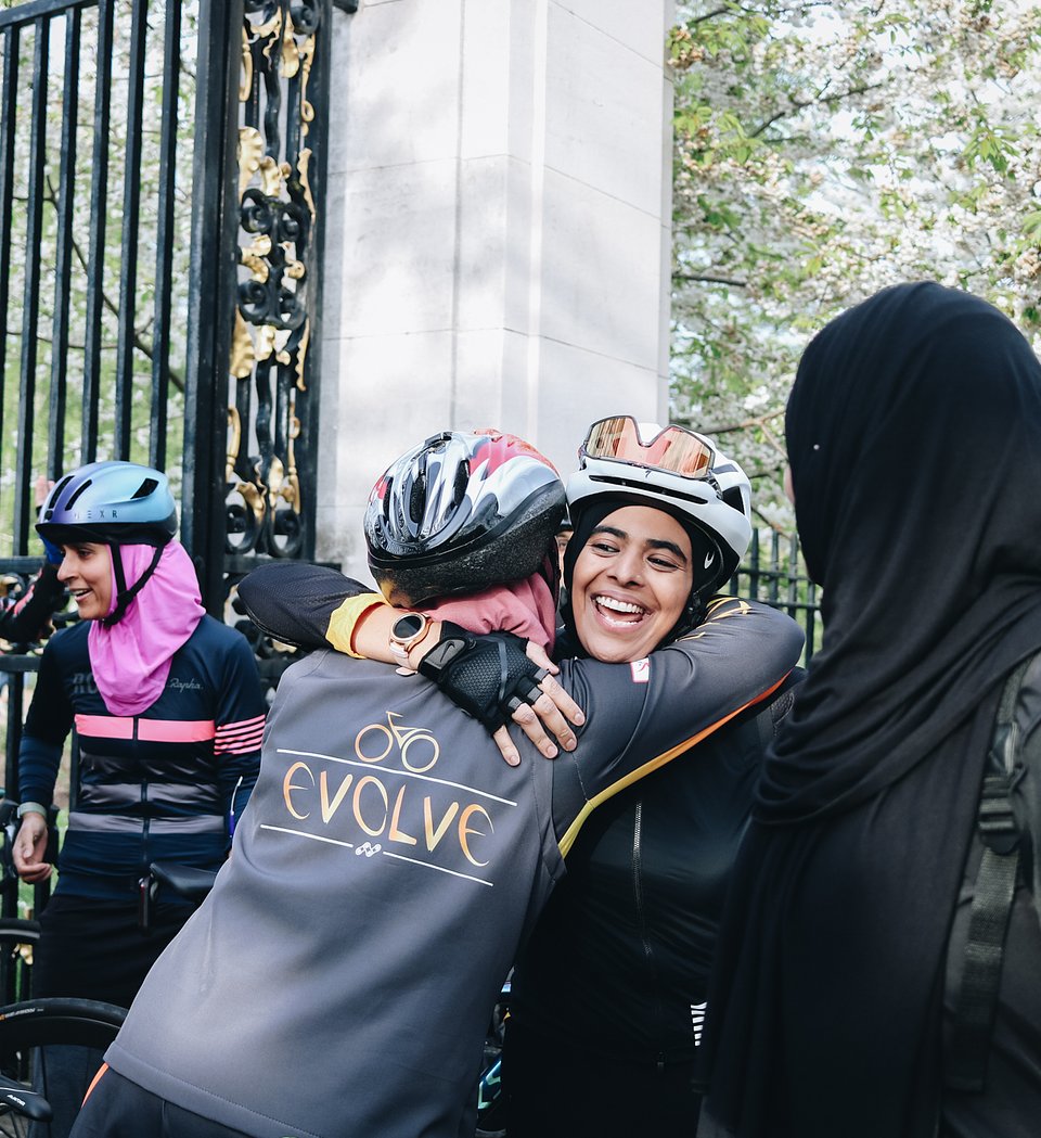 THE MUSLIM CYCLIST: BRIDGING THE GAP