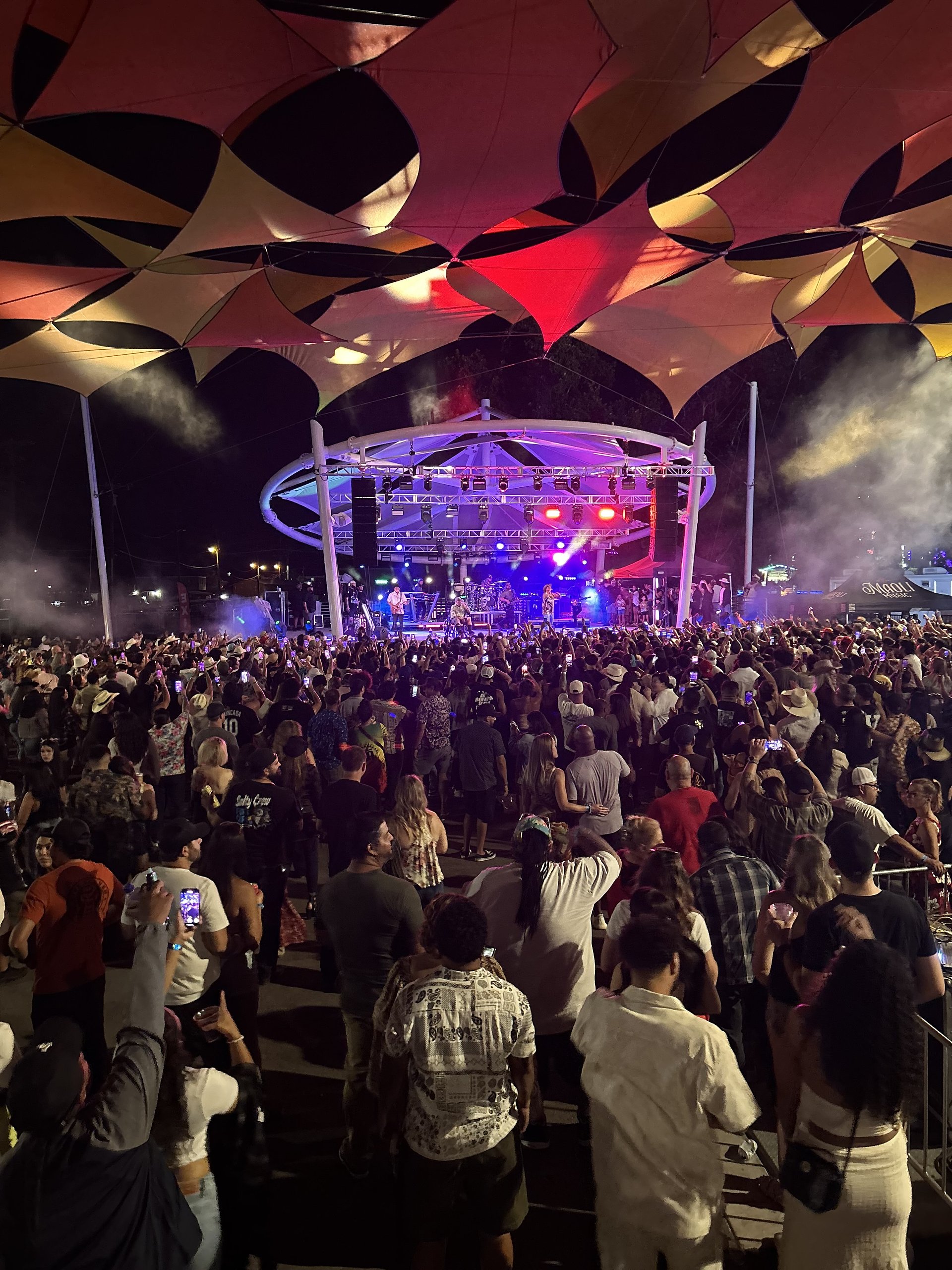 Glow Plaza | J Resort Entertainment Reno NV