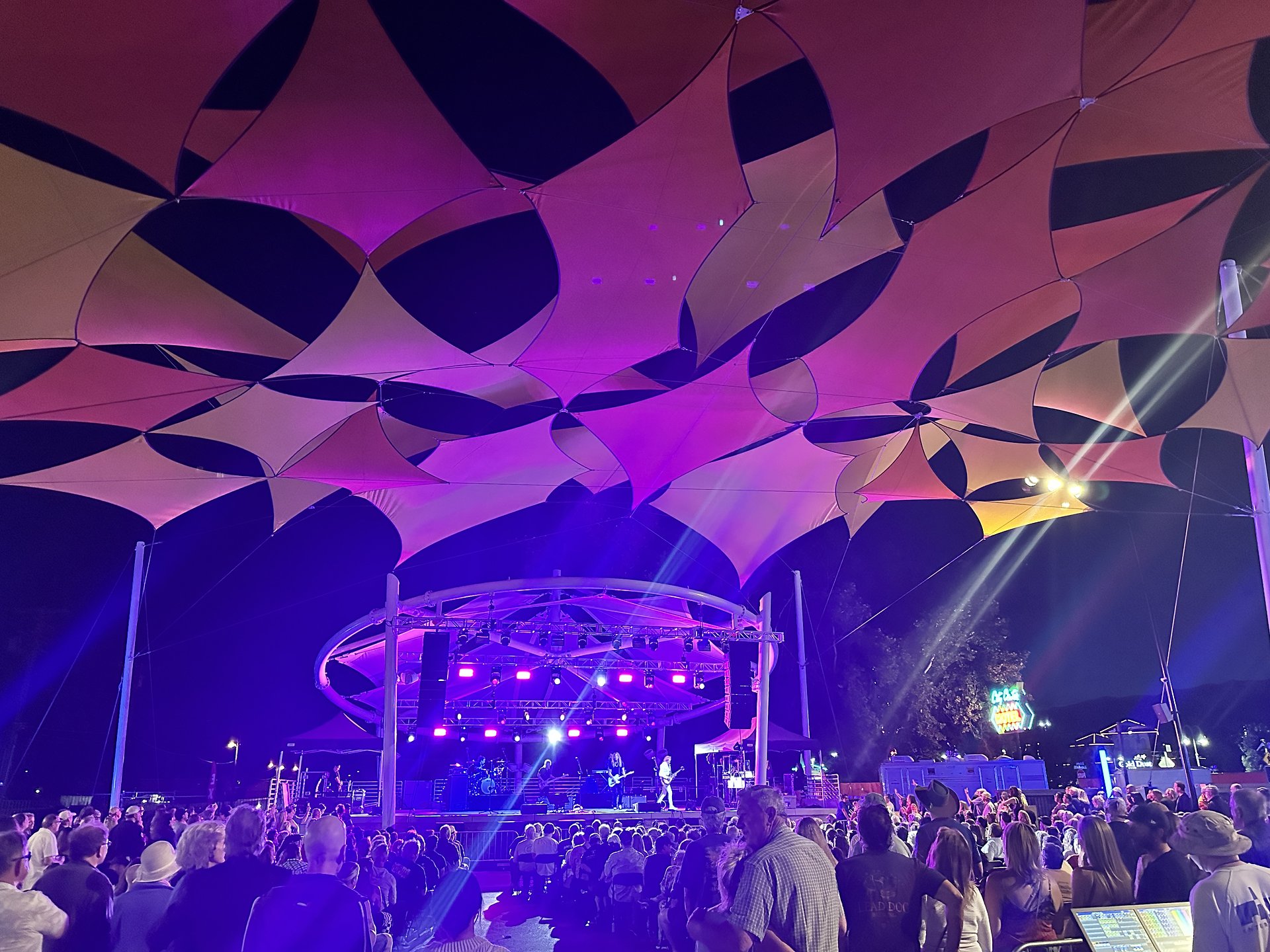 Glow Plaza | J Resort Entertainment Reno NV