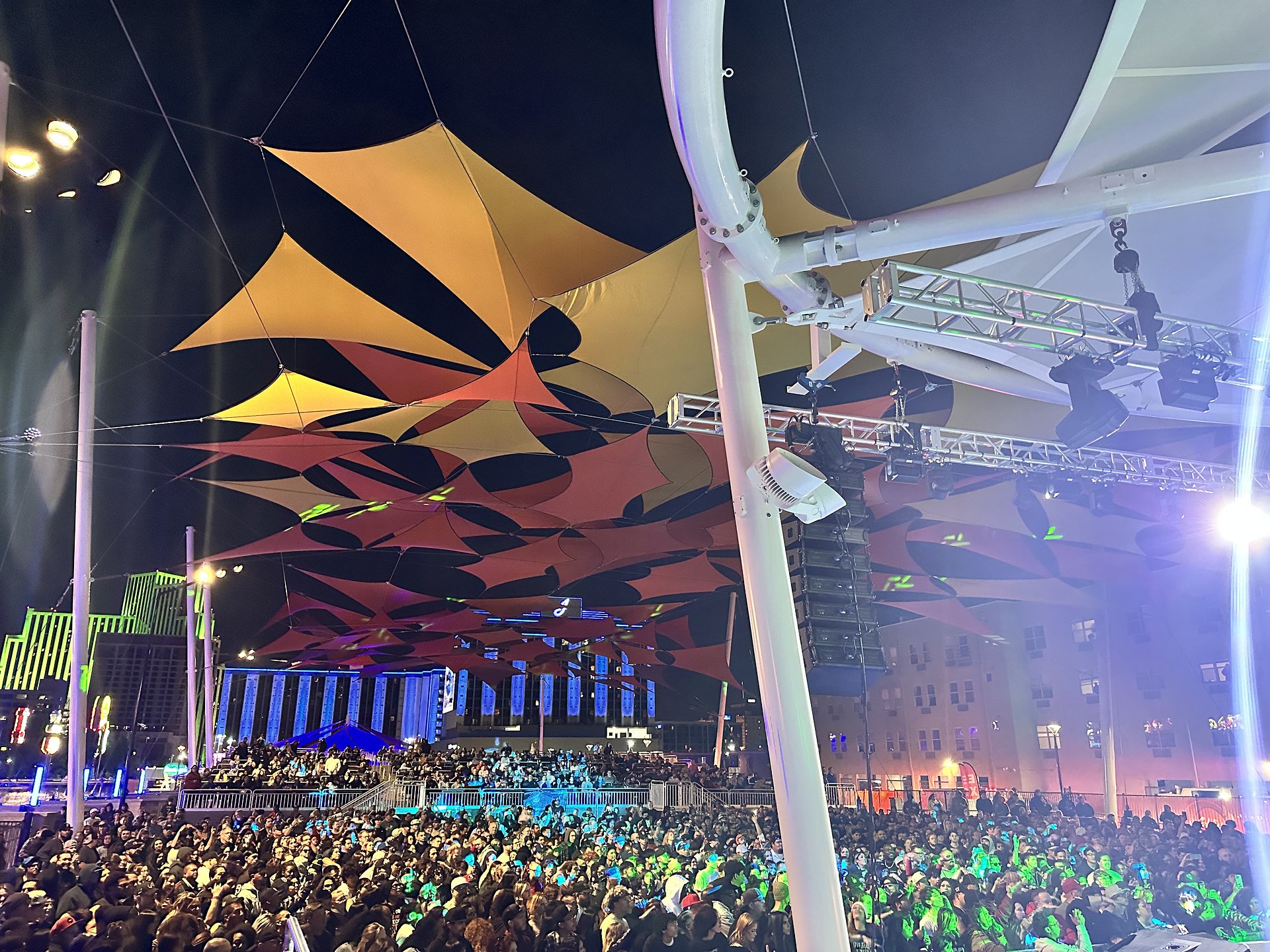 Glow Plaza | J Resort Entertainment Reno NV